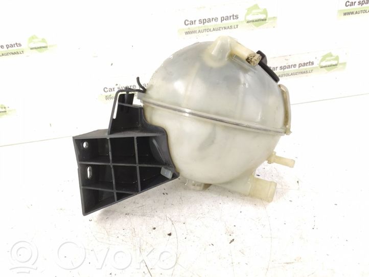 6395010503 Mercedes-Benz Vito Viano W639 Coolant expansion tank ...