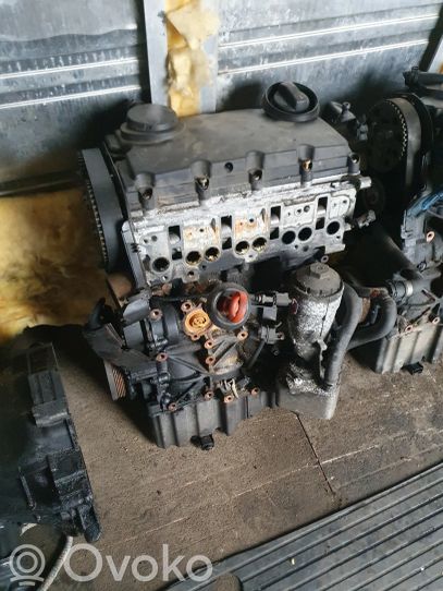 Volkswagen PASSAT B6 Engine, 400.00 € | RRR