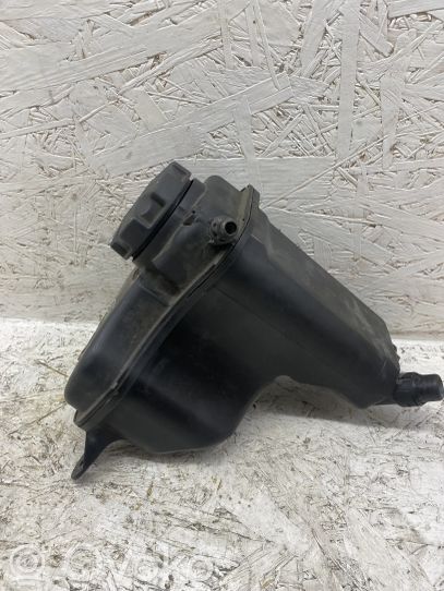 17137567462 BMW 3 E92 E93 Coolant expansion tank/reservoir, 14.90 € | RRR