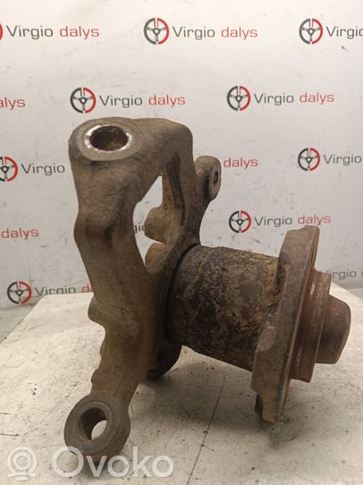 9013320202 Mercedes-Benz Sprinter W901 W902 W903 W904 Front wheel hub ...