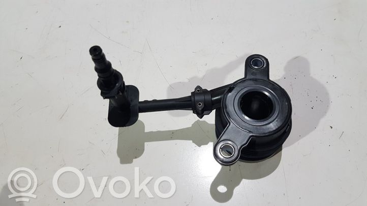 306205482R Dacia Duster Slave cylinder release bearing, 39.00 € | RRR