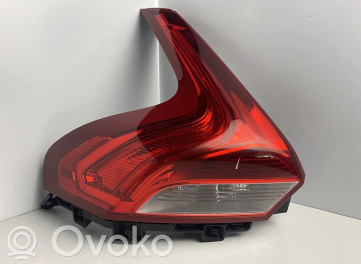 31395478 Volvo V40 Rear/tail lights, 102.60 € | RRR