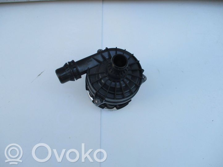 A0005000801 Mercedes-Benz Vito Viano W447 Pompe de circulation d'eau ...