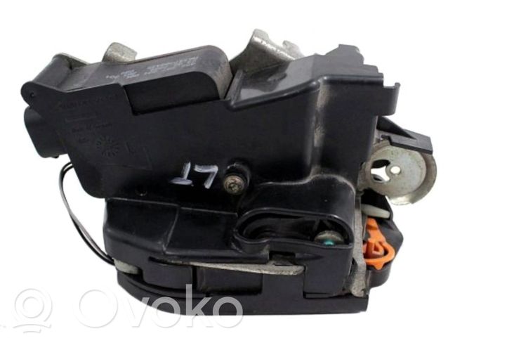 A6397300435 Mercedes-Benz Vito Viano W639 Sliding door lock, 84.71 € | RRR