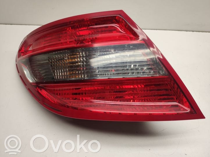 A2048202964 Mercedes-Benz C W204 Rear/tail lights, 46.00 € | RRR