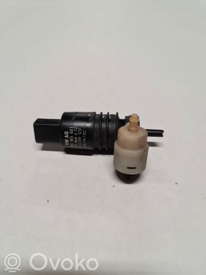 1K6955651 Volkswagen PASSAT B8 Windscreen/windshield washer pump, 10.00 ...