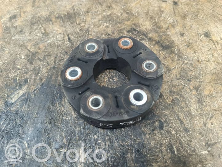7546425 BMW 3 E90 E91 Rear prop shaft donut coupling/joint, 10.00 € | RRR