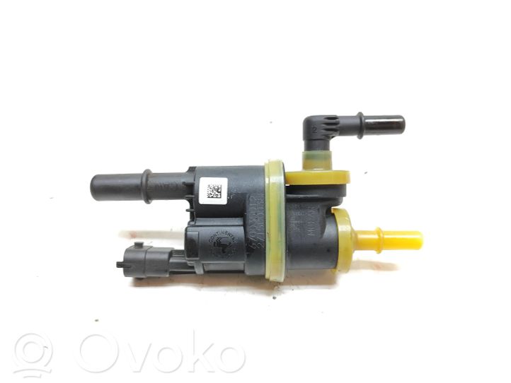 670035012 Maserati Levante Battery bracket, 49.99 € | RRR