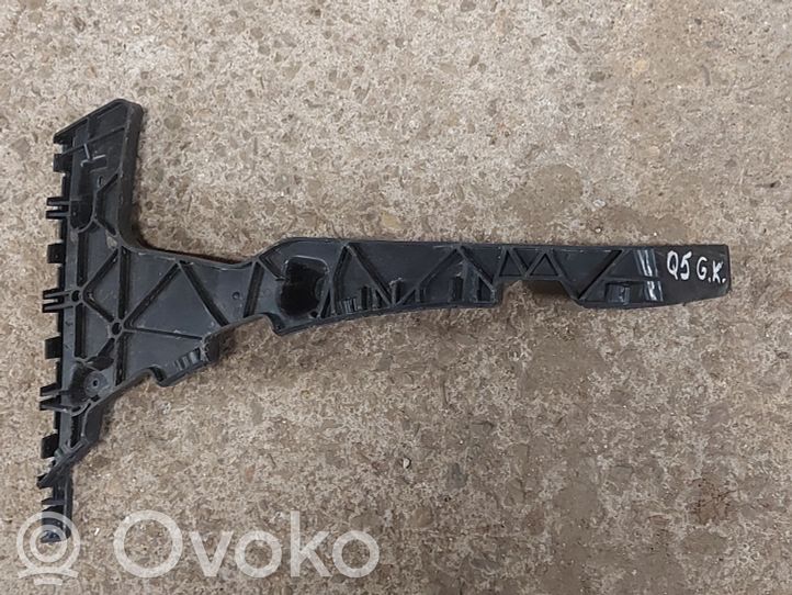 8R0807453 Audi Q5 SQ5 Rear bumper mounting bracket, 10.00 € | RRR