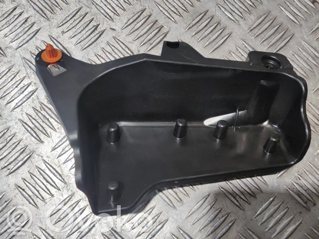 A2057500060 Mercedes-Benz C W205 Autres pièces intérieures, 13,19 € | OVOKO