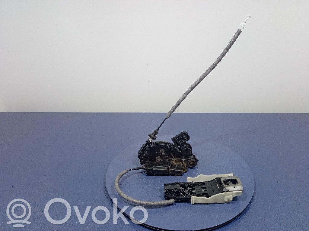 5TB837015B Skoda Octavia Mk4 Front door lock, €47.60 | RRR
