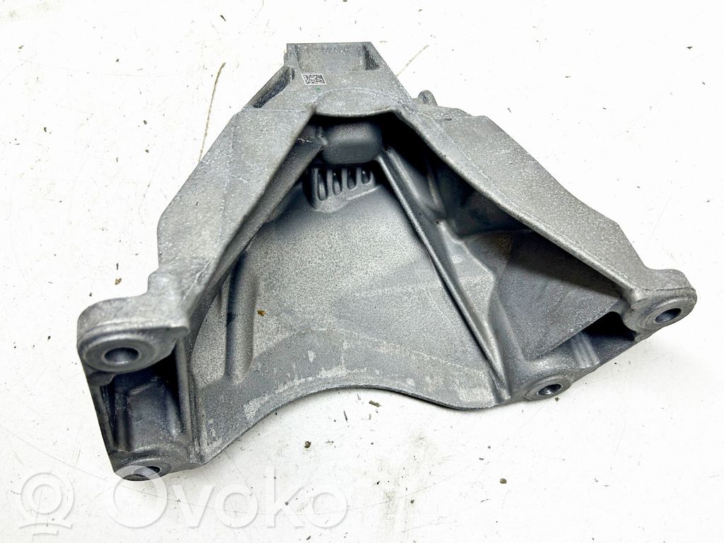 18574711 BMW X5 G05 Engine mounting bracket, €20.00 | RRR