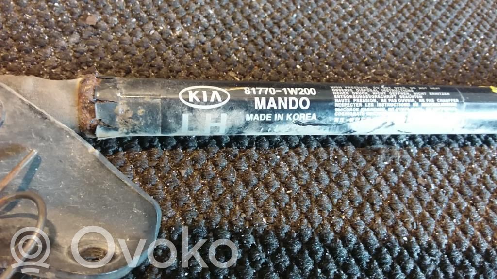 KIA Rio Tailgate/trunk strut/damper, €31.63 | RRR