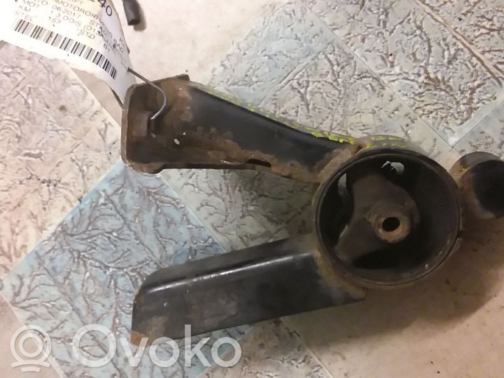 Suzuki Swift I Engine mount bracket, €56.23 | RRR