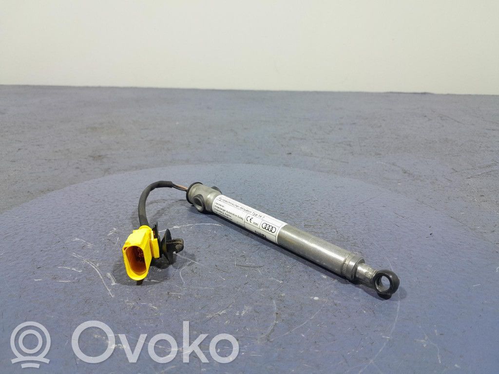 4K0823823A Alpine A610 Konepellin saranat, 79,06 € | OVOKO