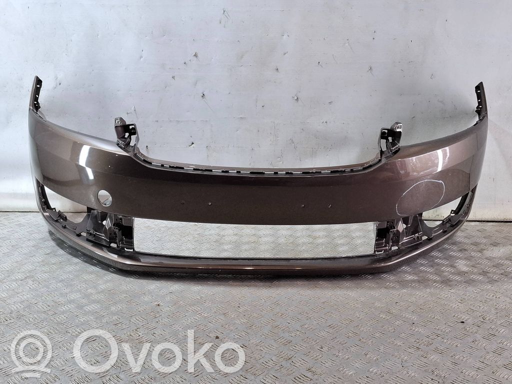 5JA807221F Skoda Rapid (NH) Pare-choc avant, 120,00 € | OVOKO