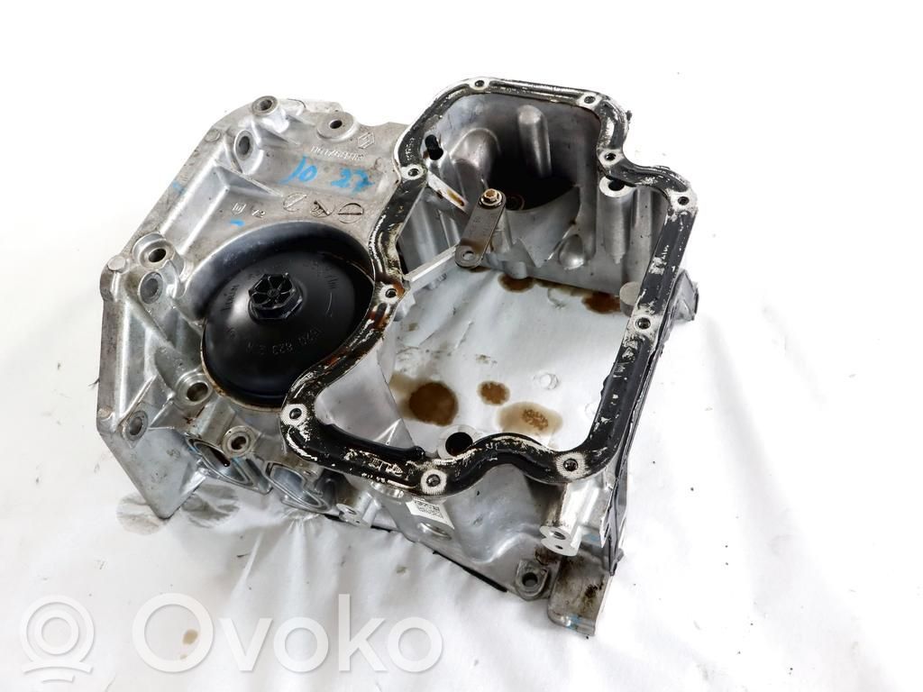 110176811R Renault Captur II Oil sump, €130.91 | RRR