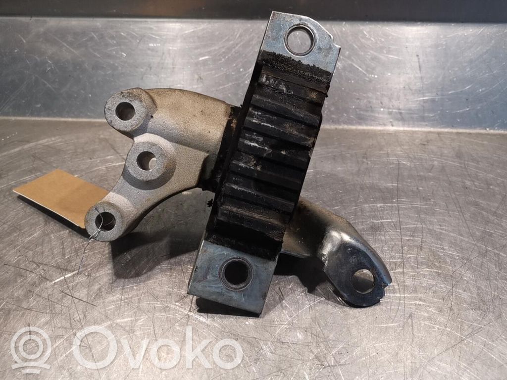 Fiat Panda II Engine mount bracket, €30.00 | RRR