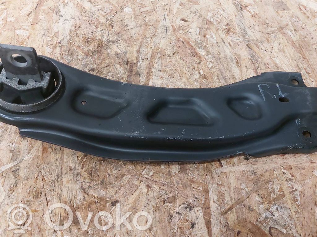 A2463500406 Mercedes-Benz A W176 Rear wheel hub spindle/knuckle, €166. ...