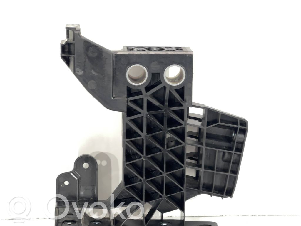 A2146201300 Mercedes-Benz E W214 Radiator support slam panel, €13.36 | RRR