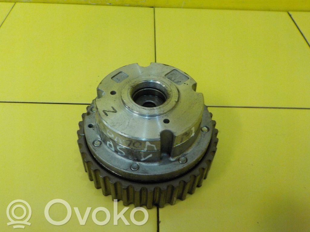 19SP13 Volvo S60 Other engine bay part, €10.59 | RRR