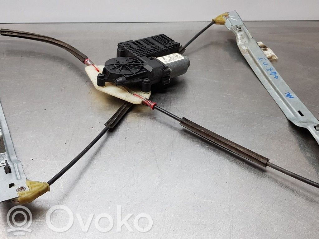 Citroen C4 Grand Picasso Front door manual window regulator