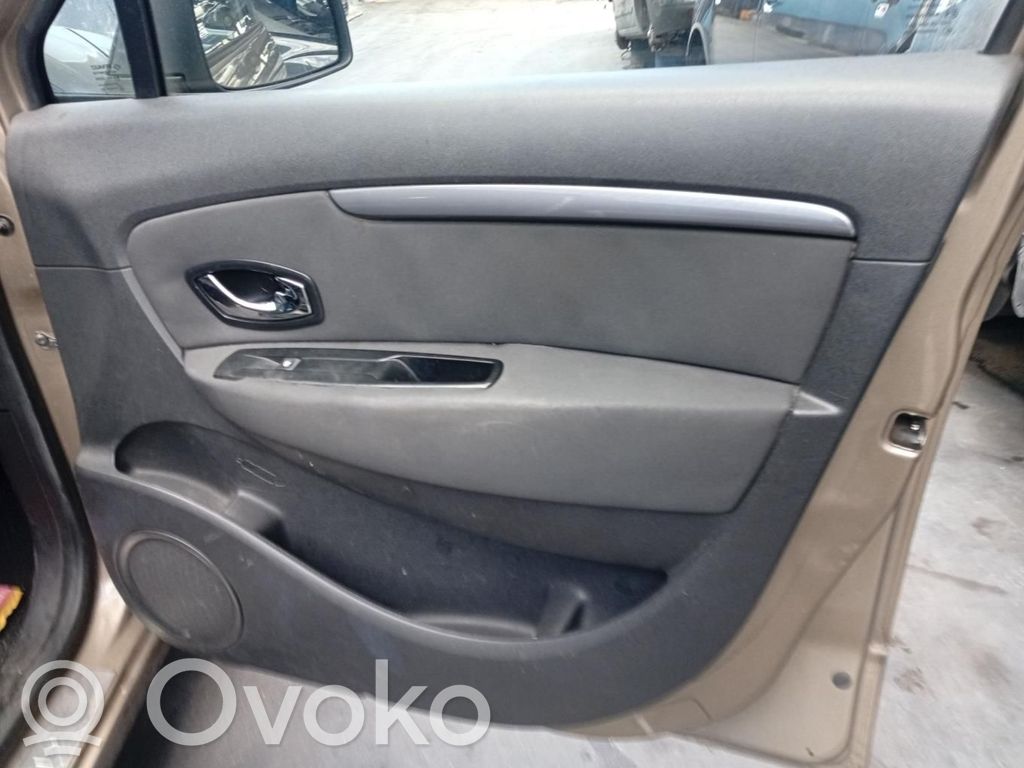Renault Scenic III - Grand scenic III Front door card panel trim, €43. ...