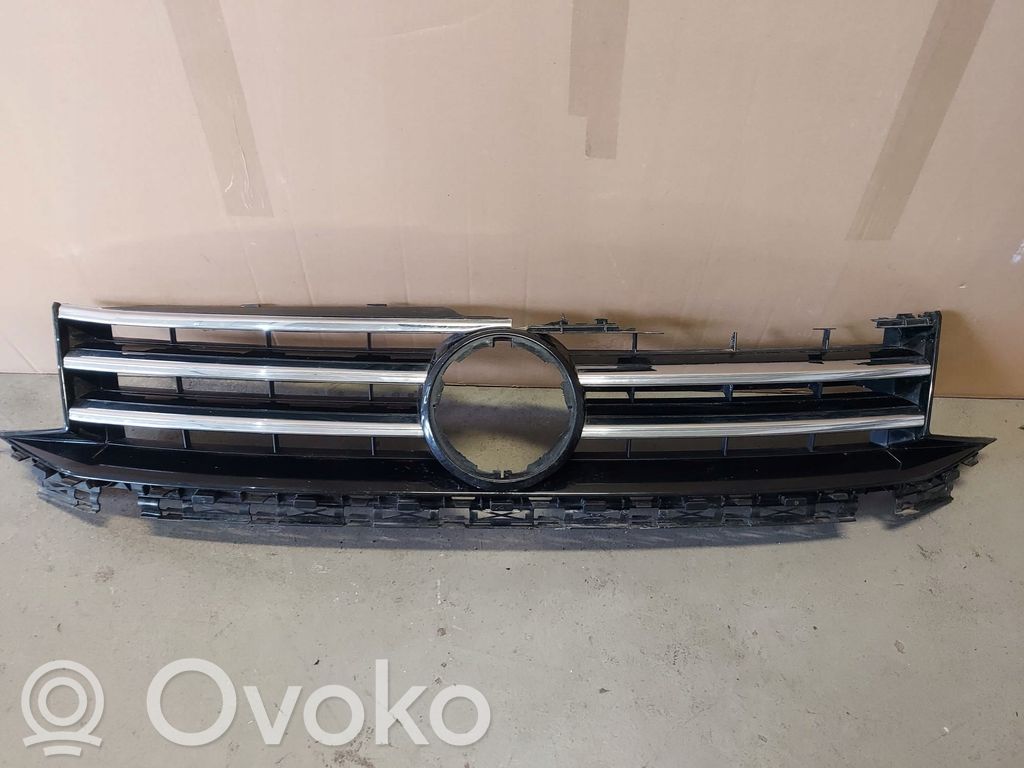 2K5853653A Volkswagen Caddy Front bumper upper radiator grill, €122.35 ...