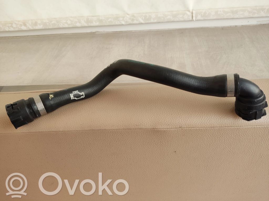 9329646 BMW 1 F20 F21 Tuyau de liquide de refroidissement moteur, 11,53 ...