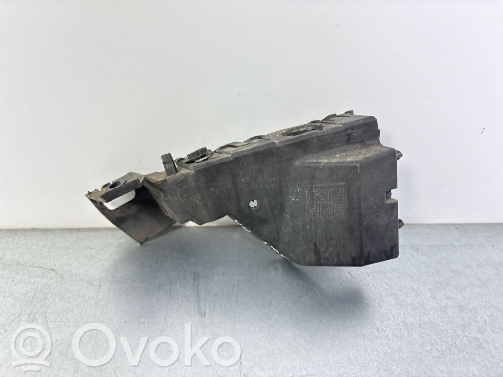 8R0807283C Audi Q5 SQ5 8R Front bumper mounting bracket, €20.00 | RRR