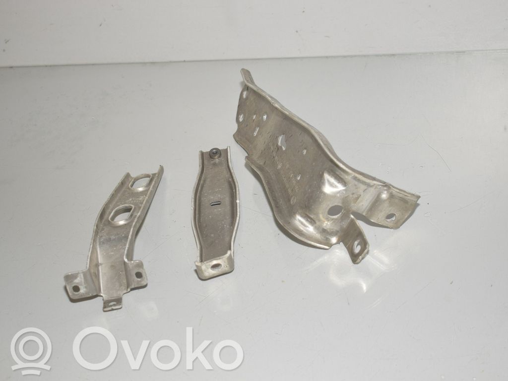 7301586 BMW 2 F45 Support, fixation radiateur, 25,00 € | OVOKO