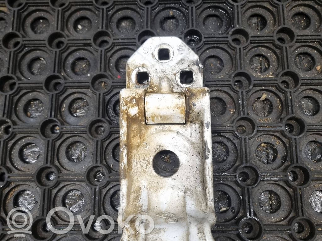 844000013R Renault Master III Loading door upper hinge, €94.12 | RRR