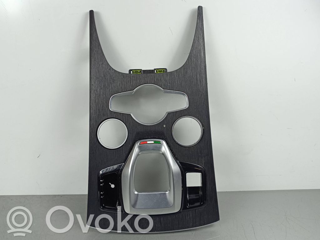 Alfa Romeo Stelvio Gear shifter surround trim plastic, €70.00 | RRR