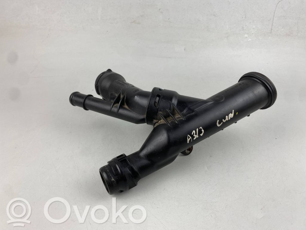 04L121026Q Volkswagen PASSAT B8 Other engine bay part, €11.00 | RRR