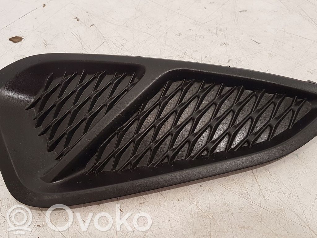 Ford Fiesta Front bumper lower grill