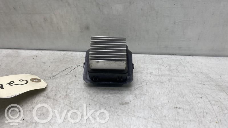 271504724R Renault Trafic III (X82) Lämpöpuhaltimen moottorin vastus, 35,00 € | OVOKO