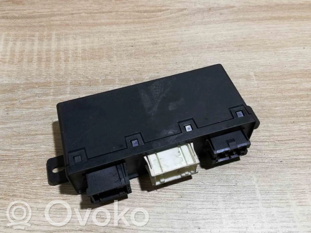 05071730 BMW 7 G11 G12 Homelink control unit, €52.40 | RRR
