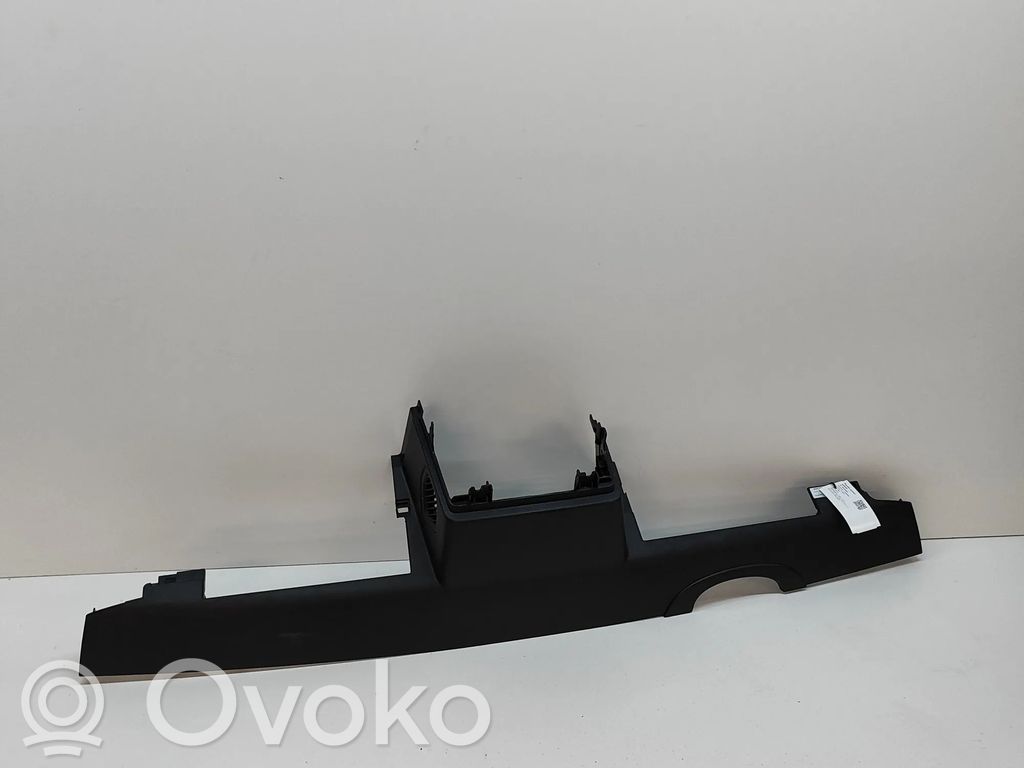 9303496 BMW i3 Dashboard lower bottom trim panel, €10.00 | RRR