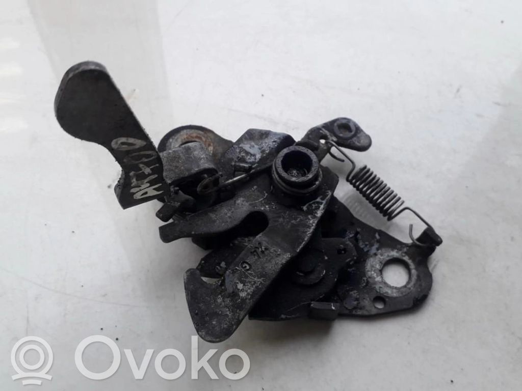 X4G Citroen C5 Engine bonnet/hood lock/latch loop/hook, €15.00 | RRR