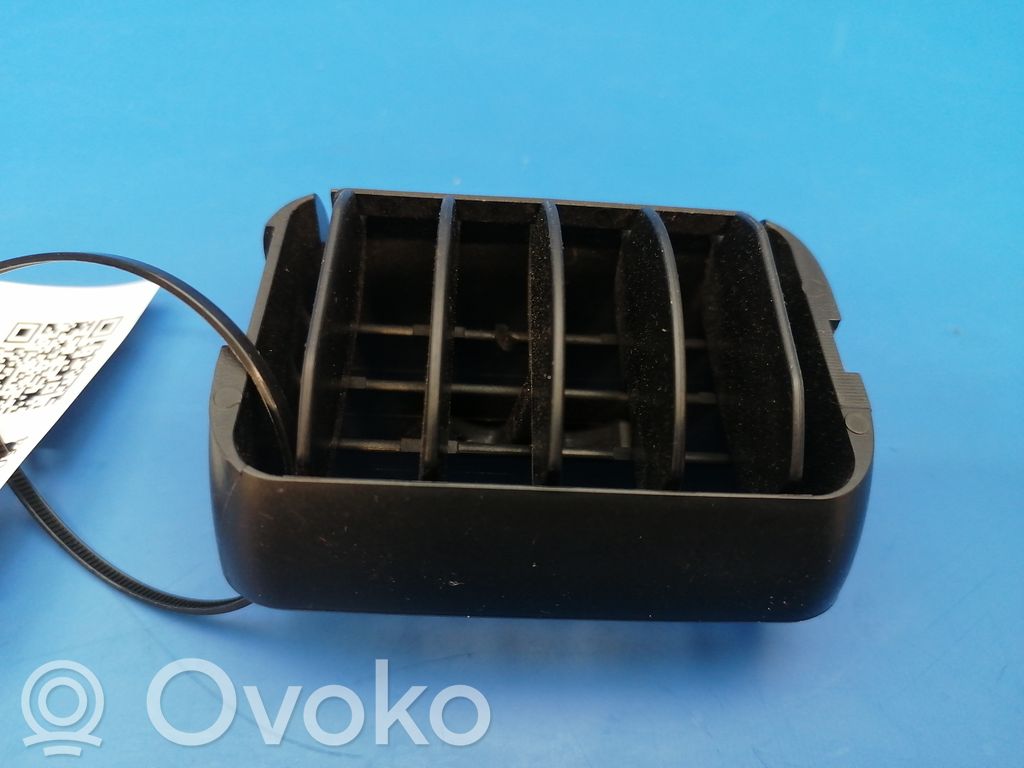 09203961 Opel Agila A Kojelaudan sivutuuletussuuttimen kehys, 9,41 ...