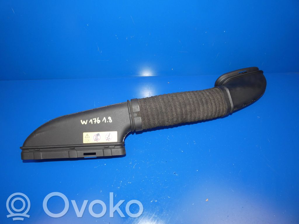 Mercedes-Benz A W176 Tuyau d'admission d'air