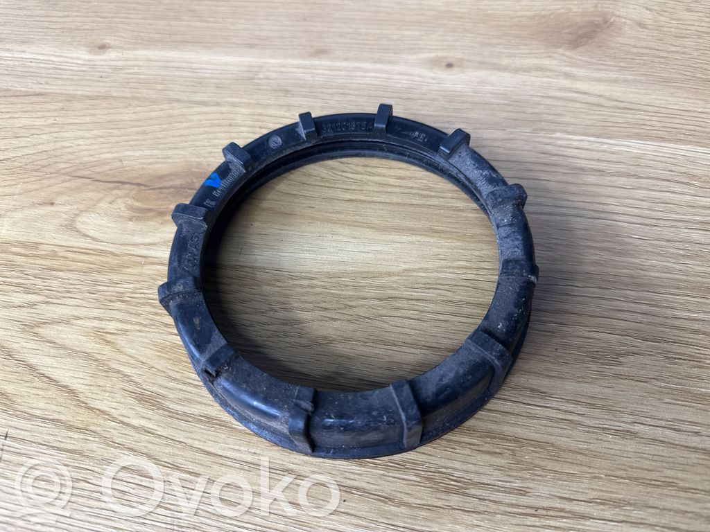 Volkswagen Golf IV In tank fuel pump screw locking ring/nut