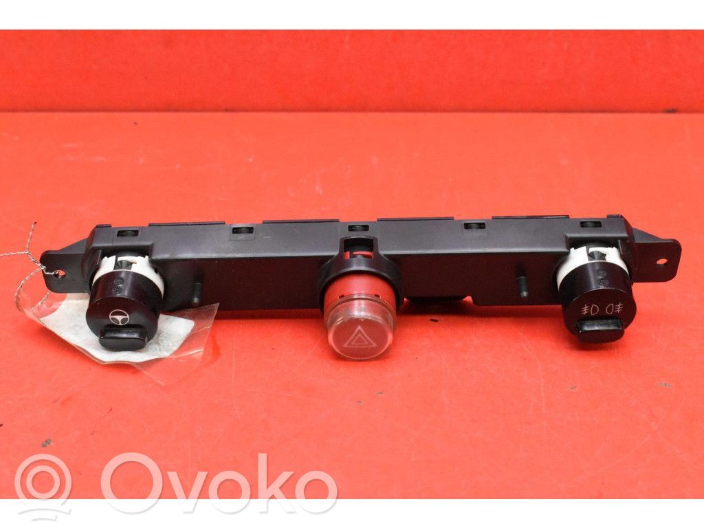735451108 Fiat 500 Hazard light switch, €27.28 | RRR
