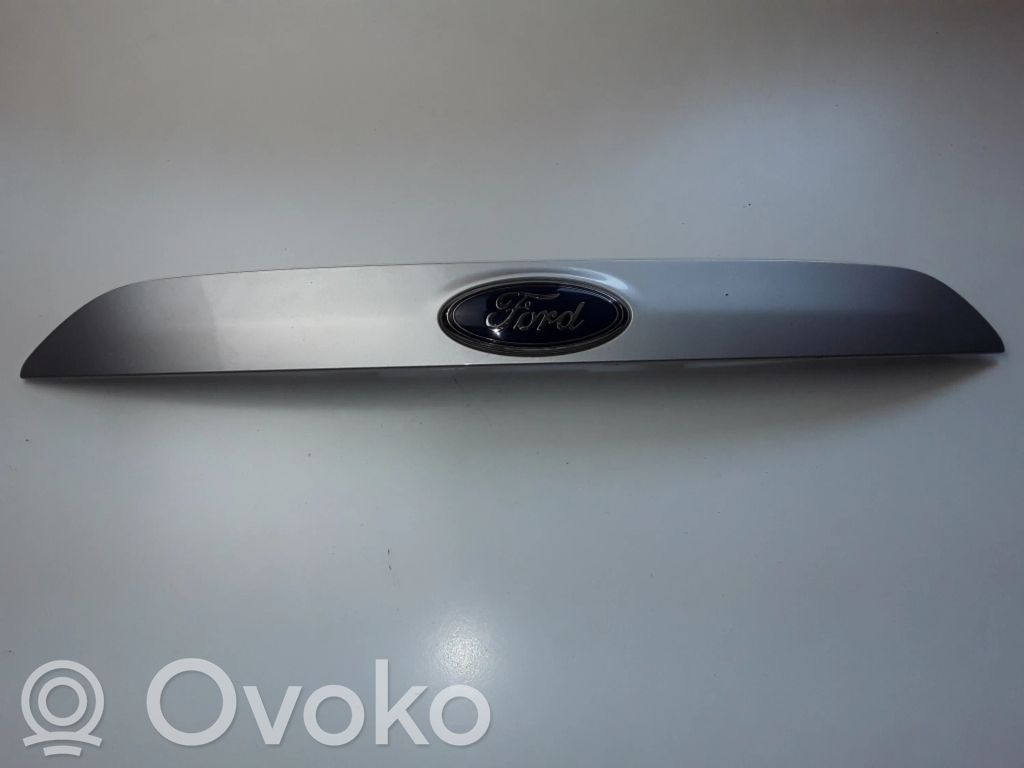 CV44S43404 Ford Kuga II Trunk door license plate light bar, €23.00 | RRR