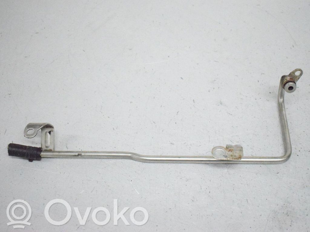 03C121469F Skoda Octavia Mk2 (1Z) Durite de refroidissement tube, 27,00 ...