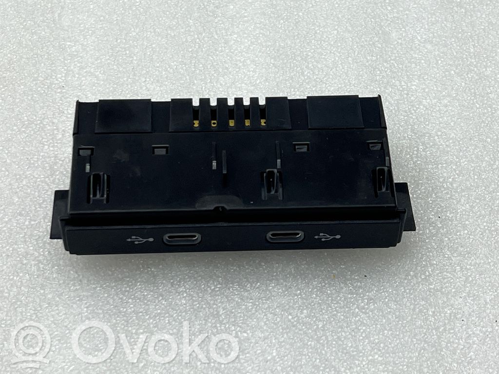 5NA035736 Cupra Formentor Connecteur/prise USB, 11,00 € | OVOKO