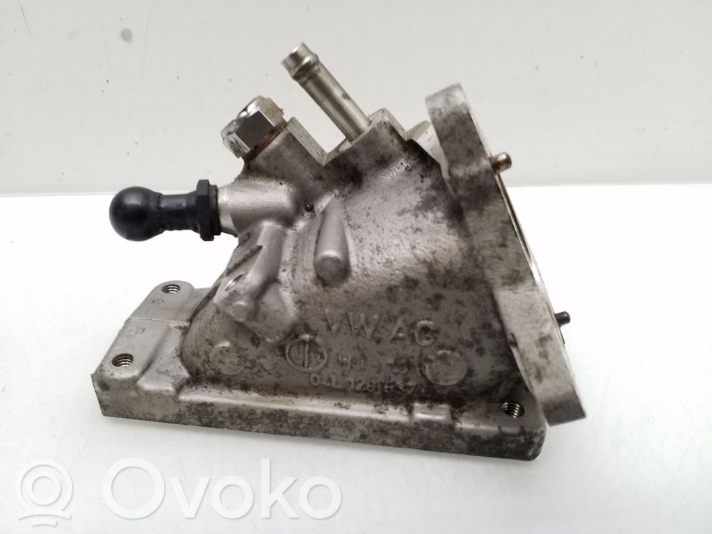 04L128637B Audi A3 S3 8V Autre pièce du moteur, 10,00 € | OVOKO