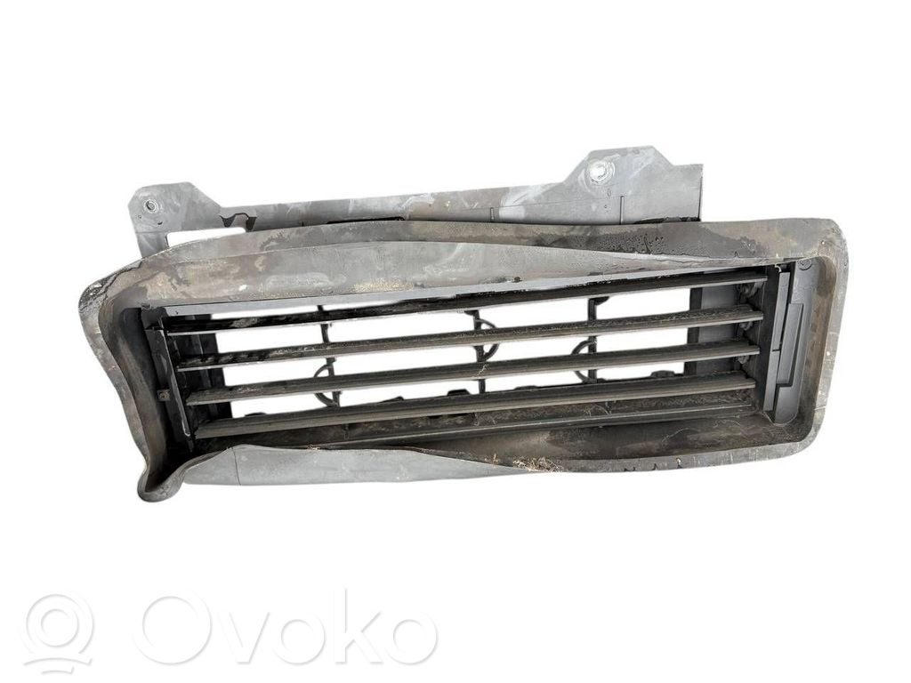 214996296R Renault Captur Intercooler air guide/duct channel, €79.06 | RRR