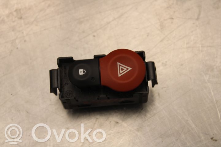 252105246R Renault Kangoo II Hazard light switch, €23.00 | RRR