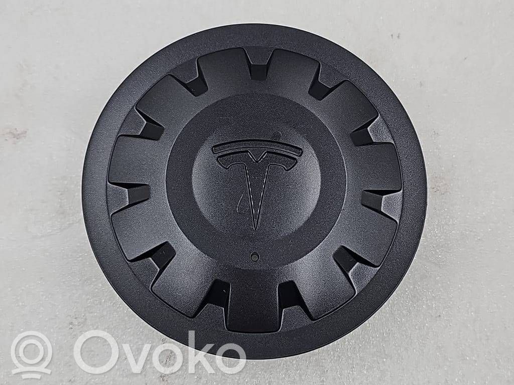 118823600A Tesla Model Y Borchia ruota originale, 20,00 € | OVOKO